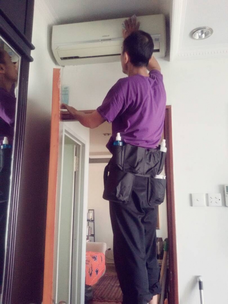 Jasa Pembersih Rumah | Rumah Bersih: A Clean House is a Happy House